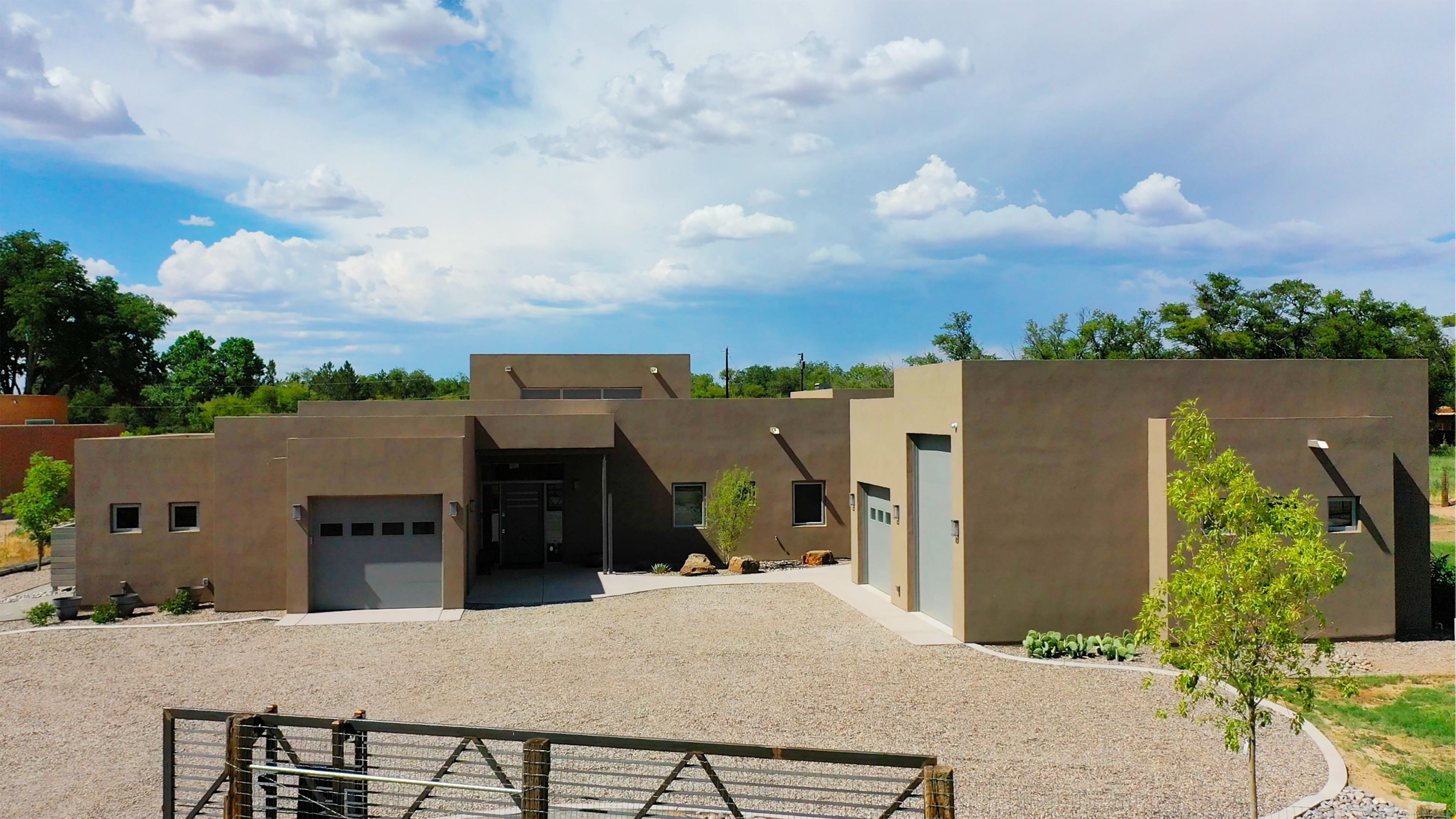 METUS Heat Pumps Part of Winning RIFT House LEED Design | Mitsubishi ...